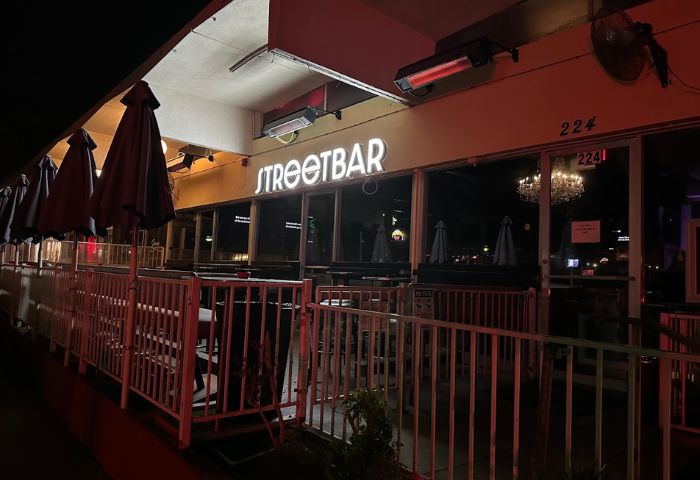 Streetbar: New 2025 Review, Photos & Map