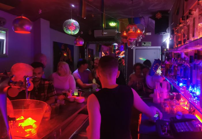 Escape Bar: New 2025 Review, Photos & Map